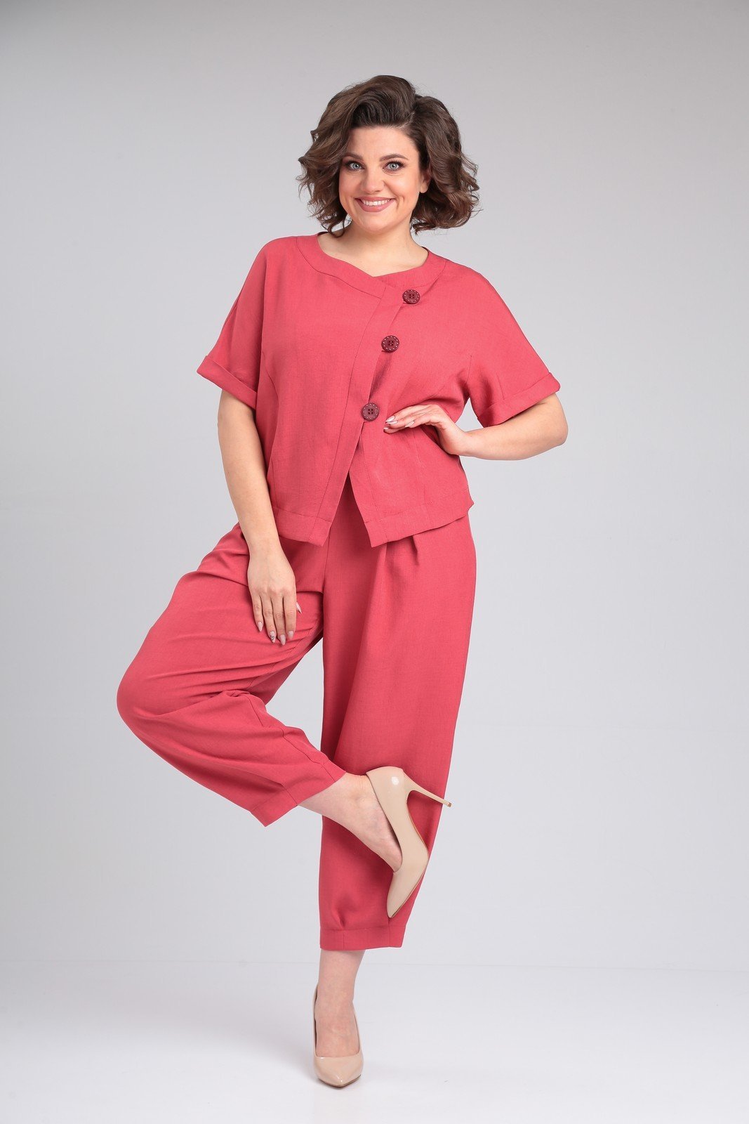 Костюм брючный 1337-1 коралл Michel Chic купить в интернет магазине | в наличии